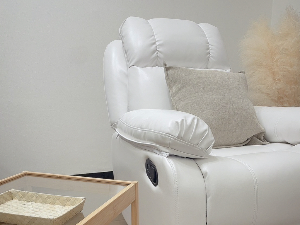 桂駅前店｜眉とまつげの専門サロンFrillnature(フリルナチュール)